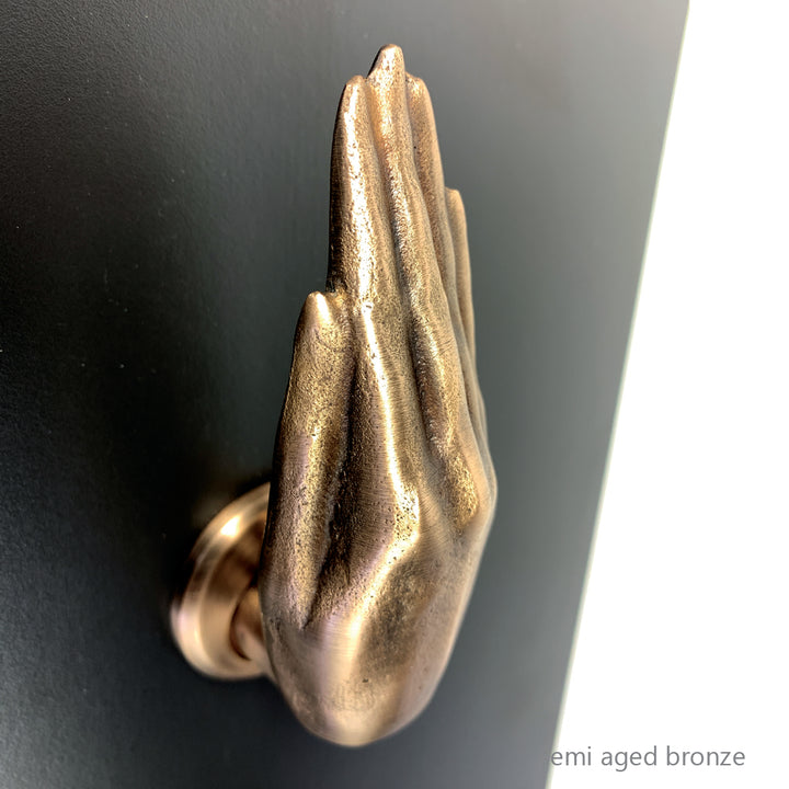 Artemis furniture handle – Philip Watts Design