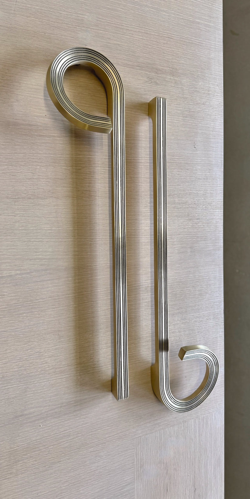 Dessau door handle – Philip Watts Design