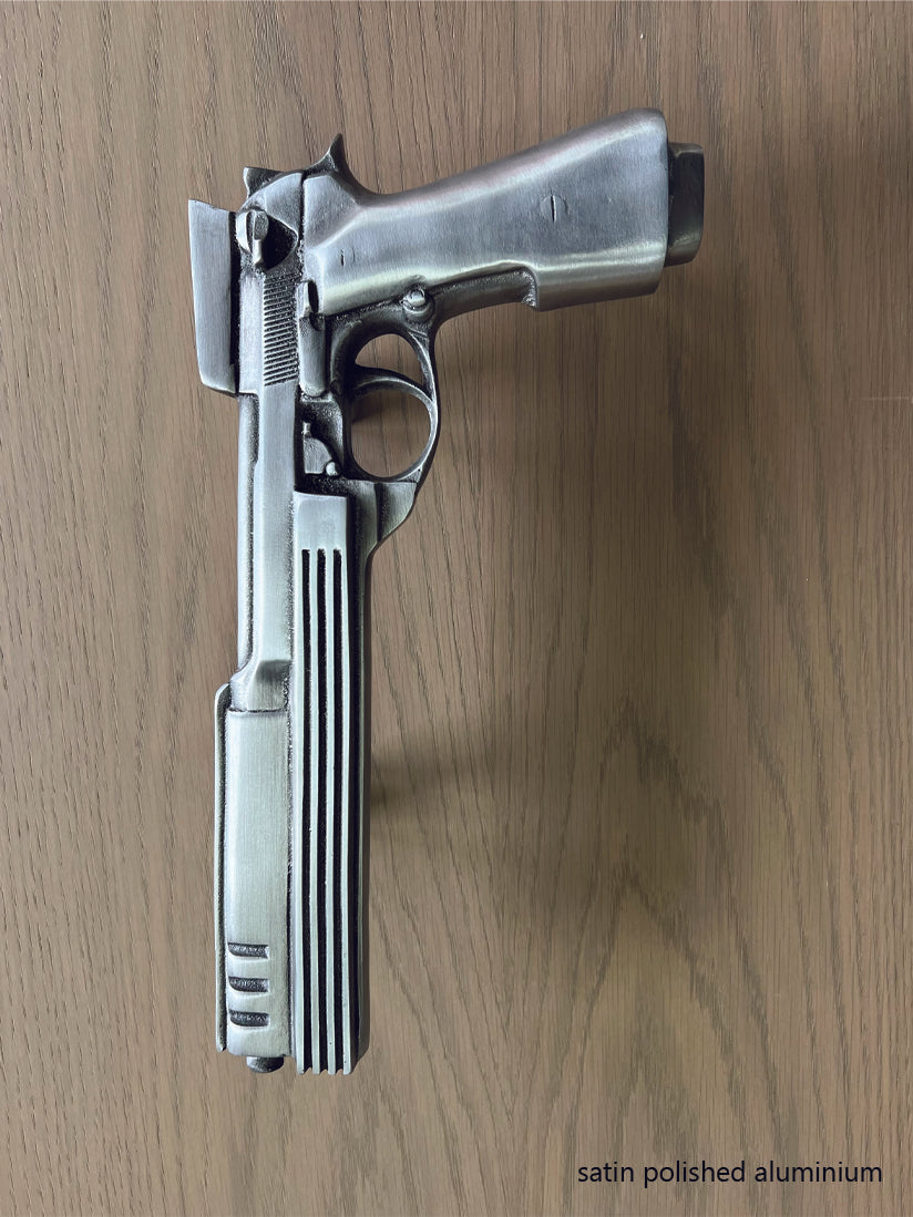 Gun 320 – Philip Watts Design