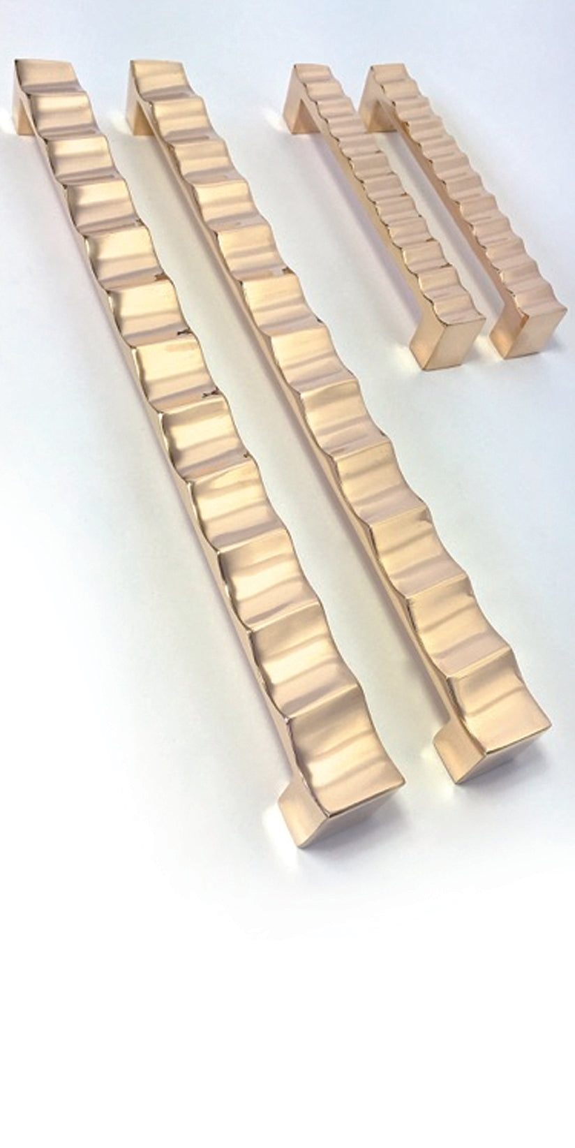 Scallop 580 – Philip Watts Design